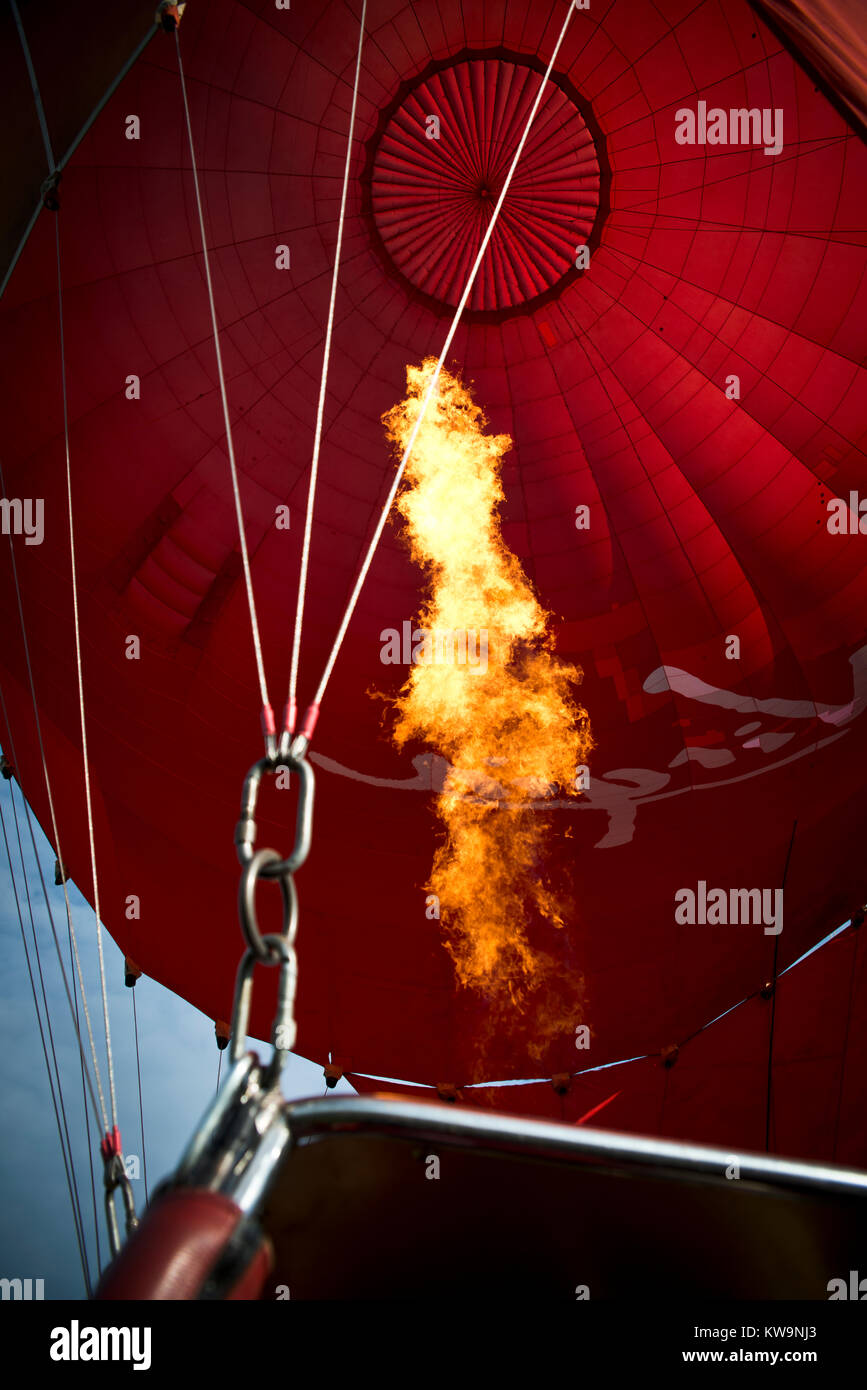 Blowing up air balloon hi-res stock photography and images - Alamy