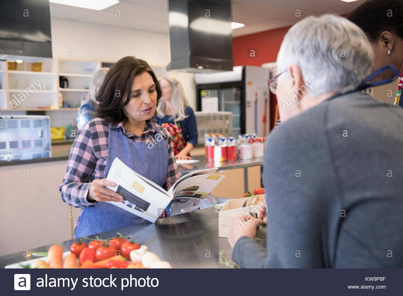Cooking soup hi-res stock photography and images - Alamy