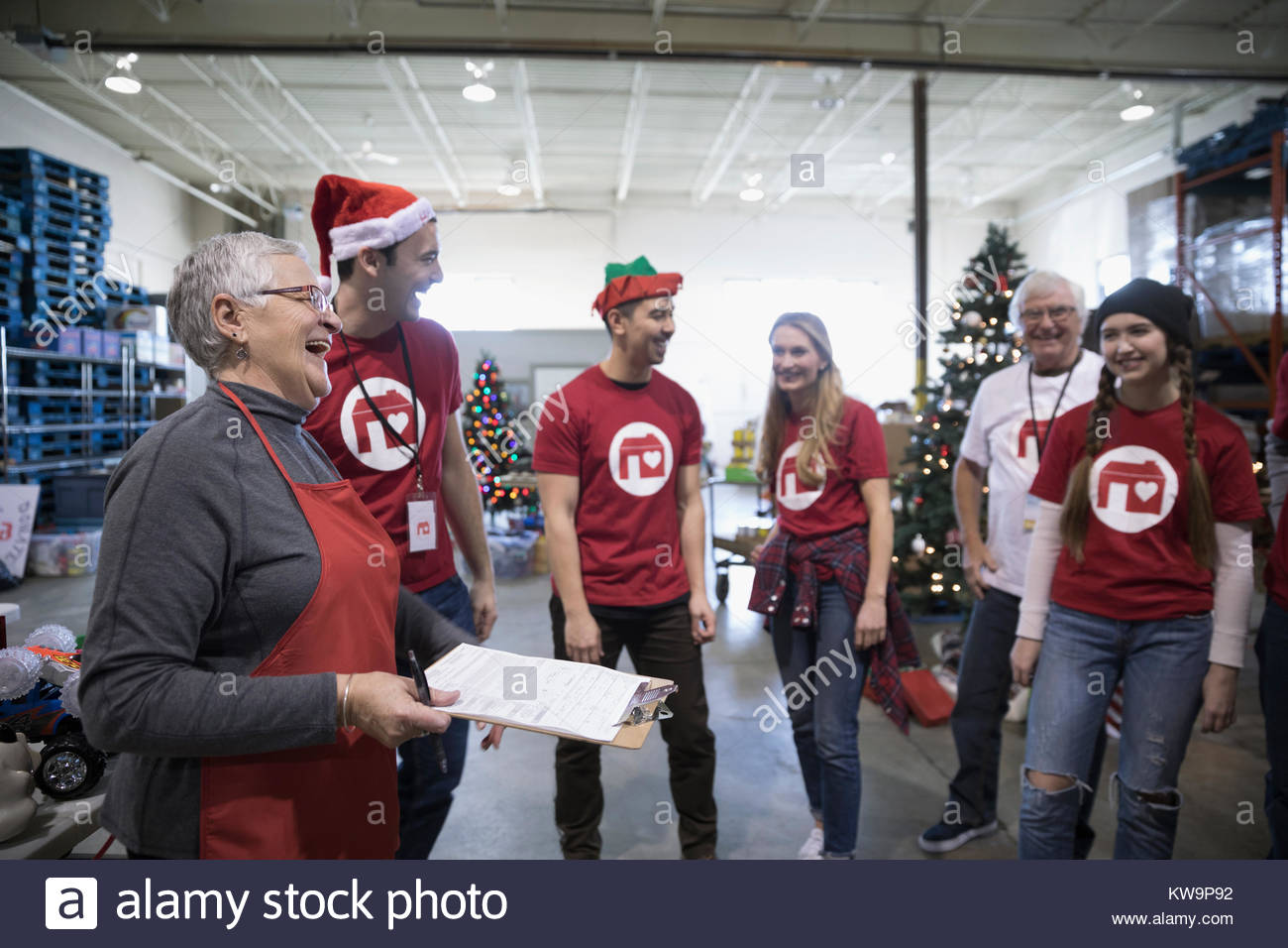 Christmas volunteer warehouse hi-res stock photography and images - Alamy