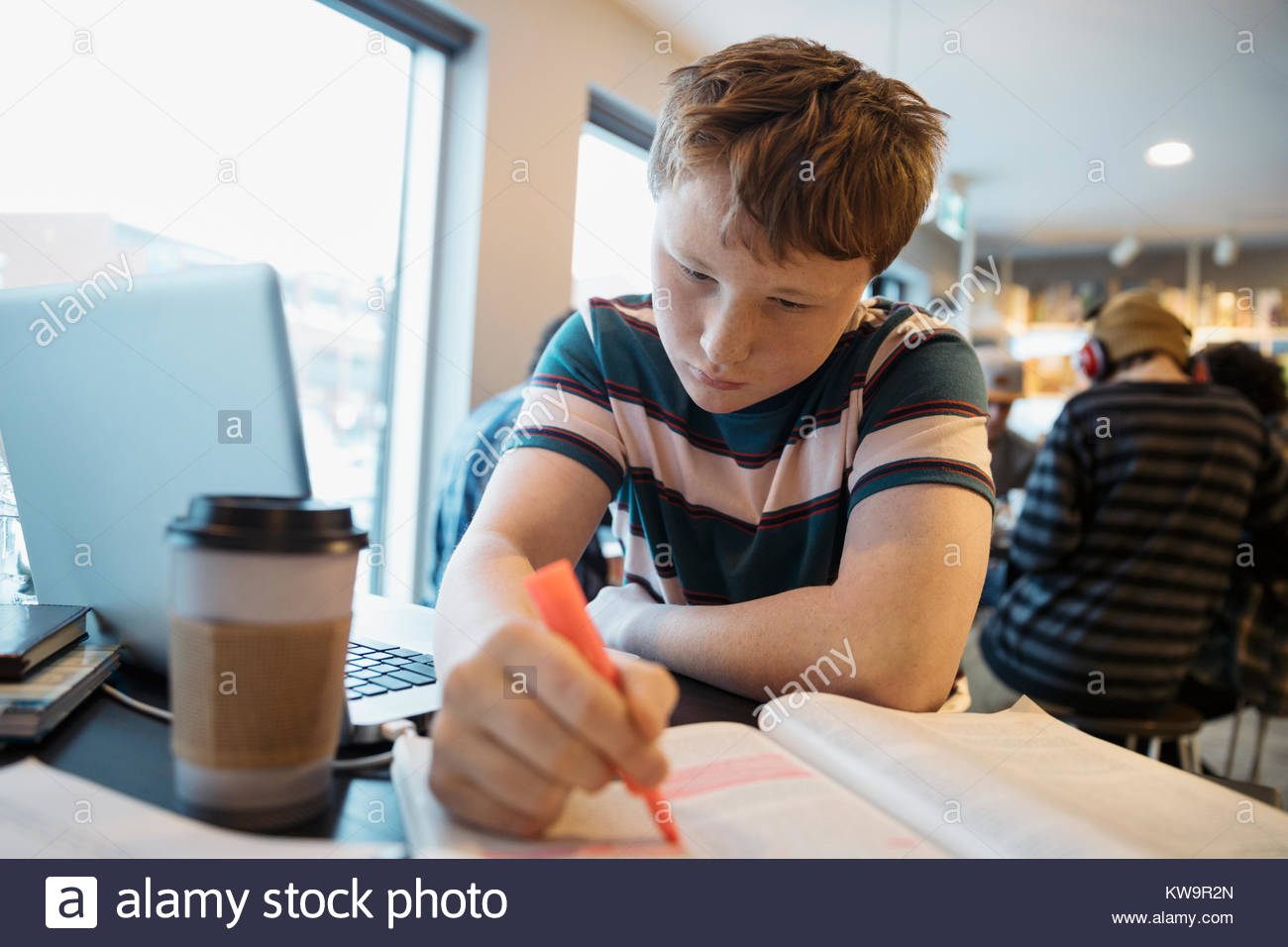 Highlight textbook hi-res stock photography and images - Alamy