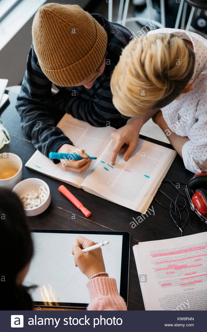 Highlight textbook hi-res stock photography and images - Alamy