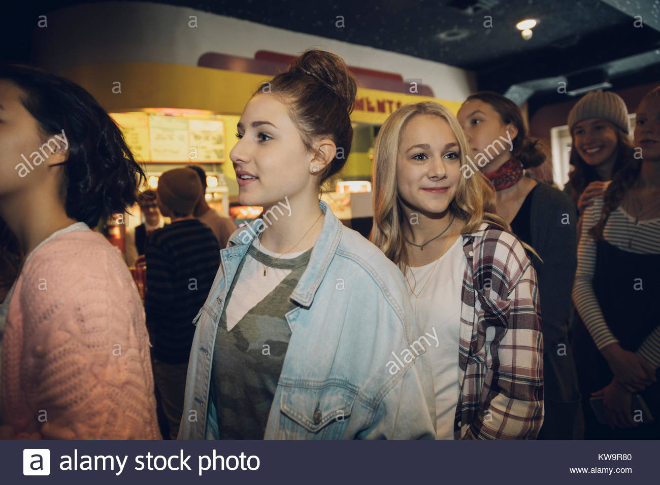 Waiting queue hi-res stock photography and images - Alamy