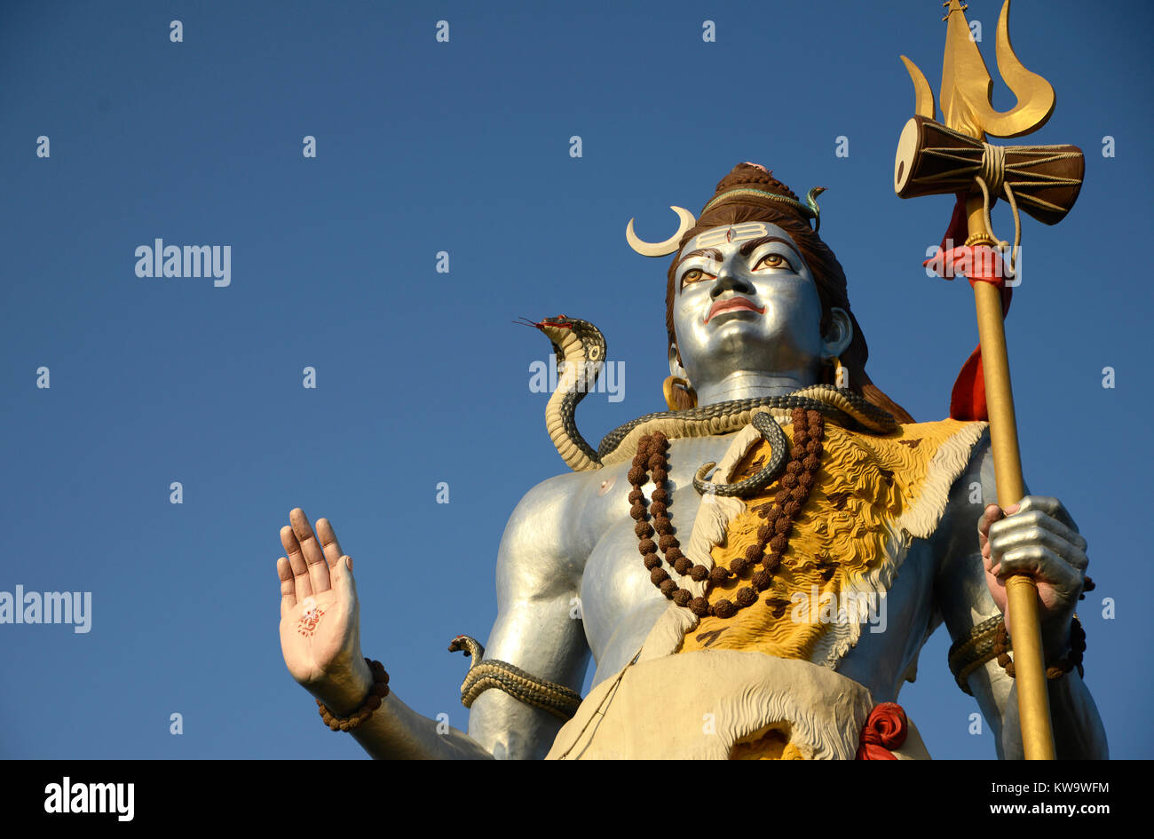 Lord shiva standing statue hi-res stock photography and images - Alamy