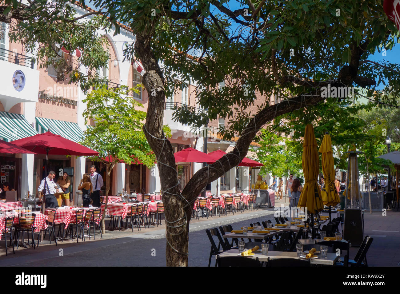 Espanola way tourist attraction hi-res stock photography and images - Alamy