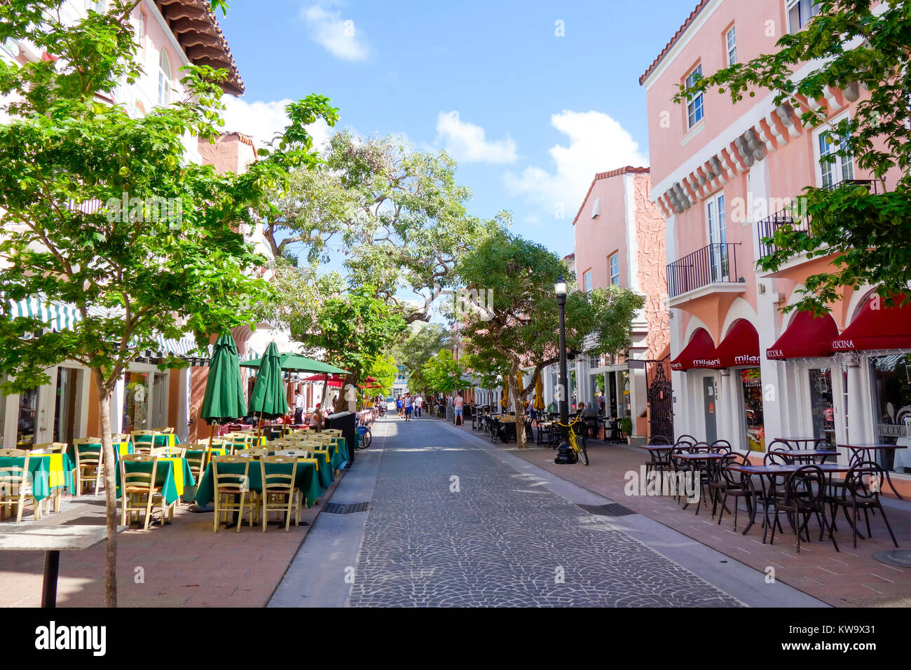 Espanola Way Miami Beach Florida High Resolution Stock Photography and ...