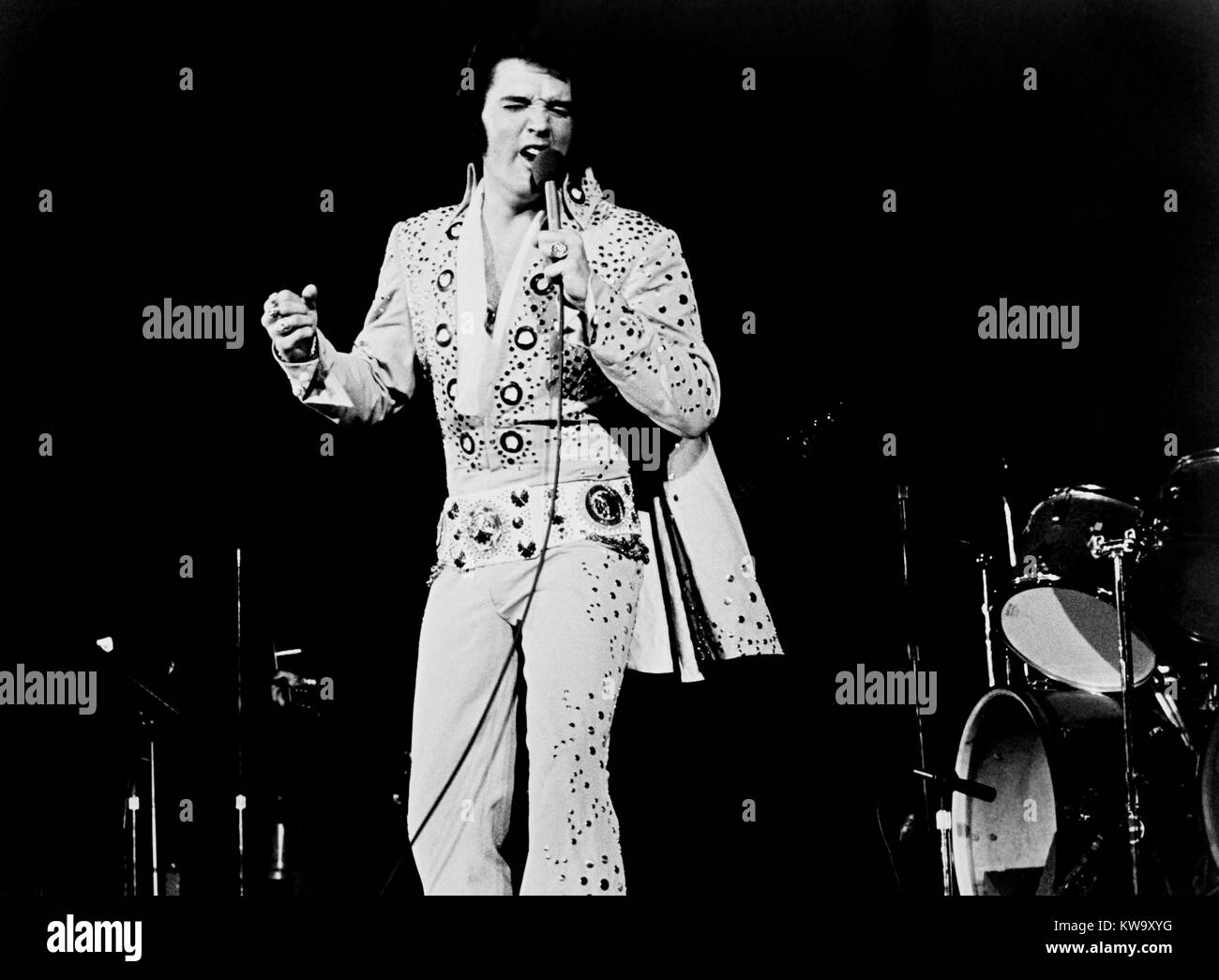 ELVIS ON TOUR, Elvis Presley, 1972 Stock Photo - Alamy