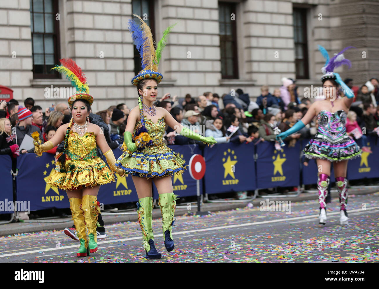 People take part in the London New Year's Day Parade Stock Photo - Alamy