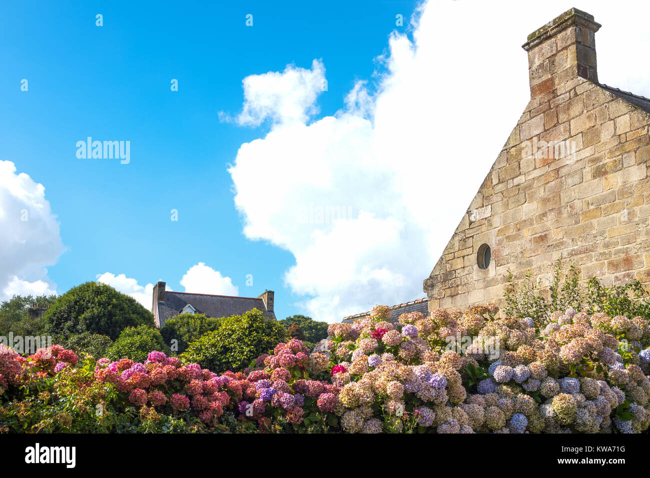 Locronan, France, view of the traditional medieval houses in Lann ...