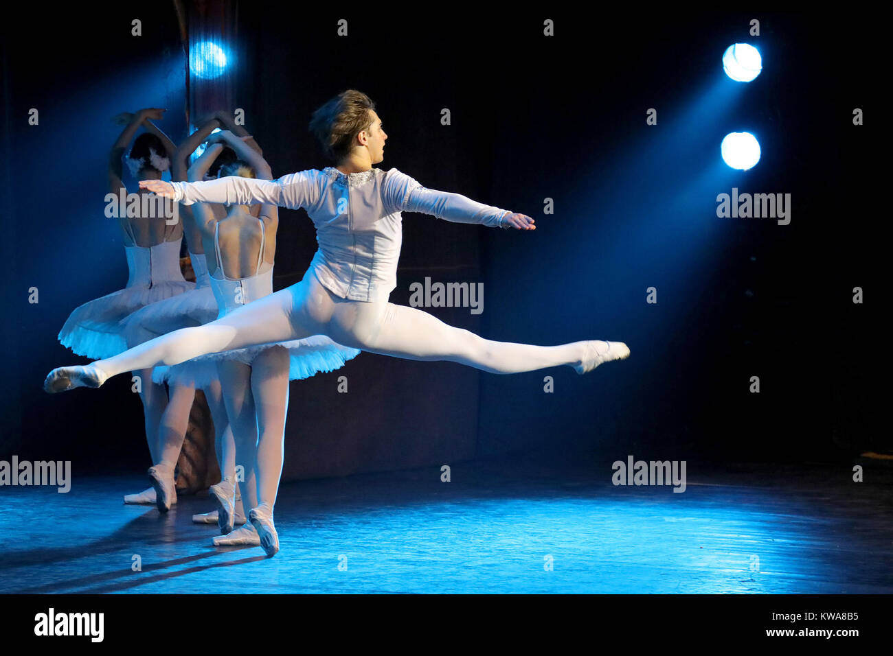 The Royal Moscow Ballet production of 'Swan Lake', at Dom Muzyki in ...