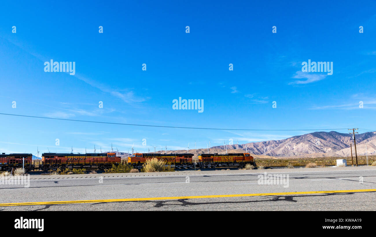Tehachapi railroad loop hi-res stock photography and images - Alamy