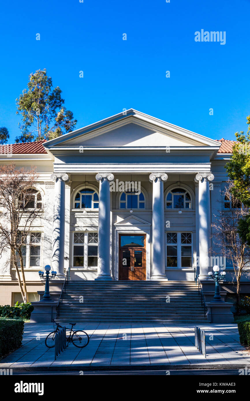 Carnegie college hi-res stock photography and images - Alamy