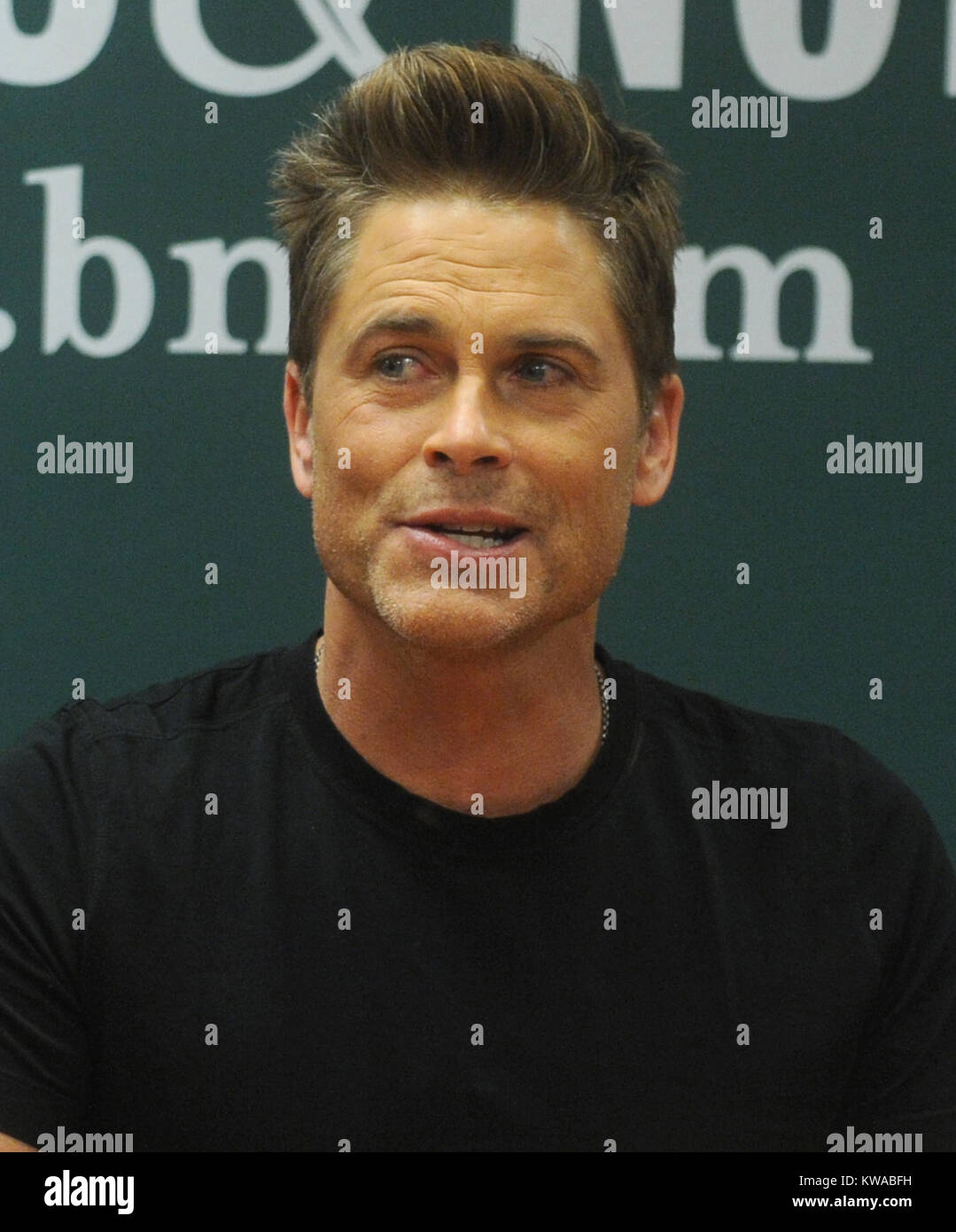 Americanarts culture and entertainment hi-res stock photography and ...