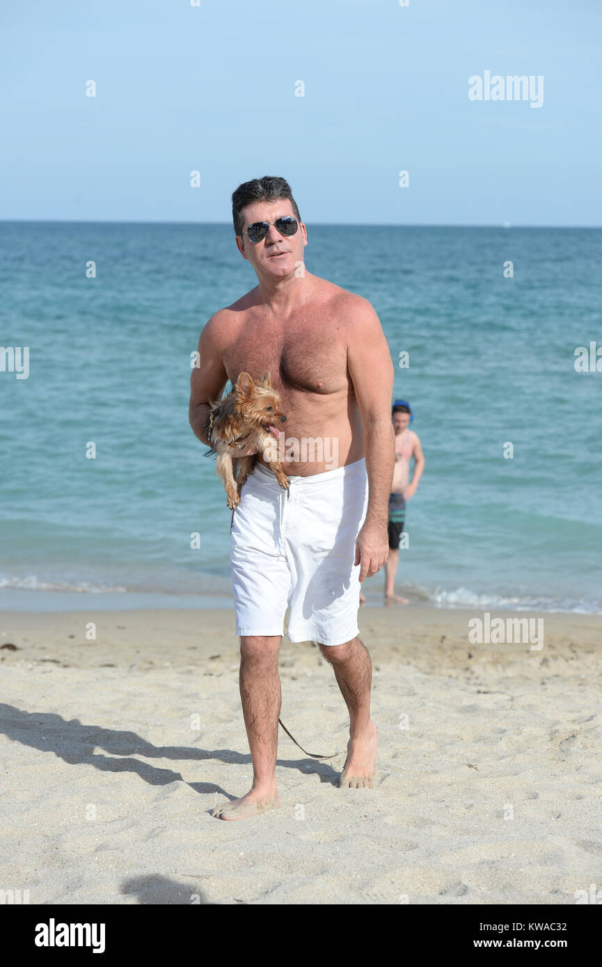 SMG Simon Cowell Lauren Silverman Eric Cowell FLXX Beach Newborn Baby ...