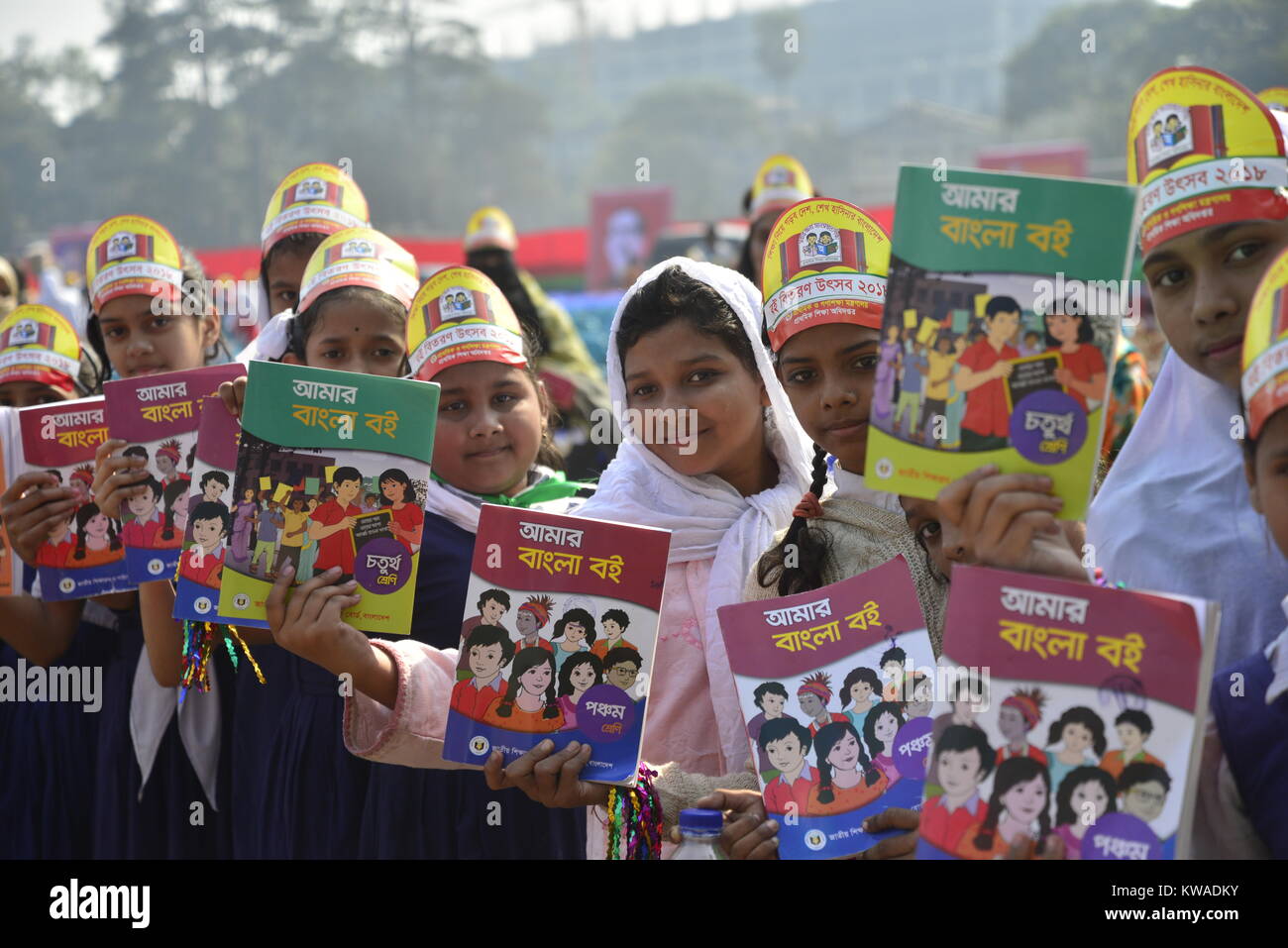 Bangladeshi school students rise up hi-res stock photography and images ...