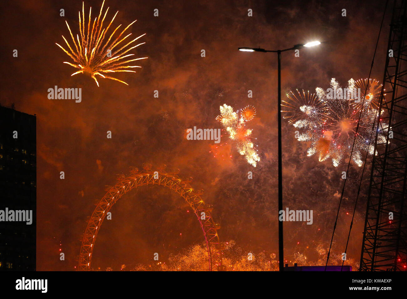 London, UK. 1st Jan, 2018. London New Year celebration at London Eye ...