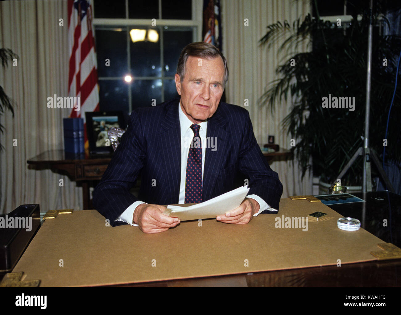 19920501 hi-res stock photography and images - Alamy