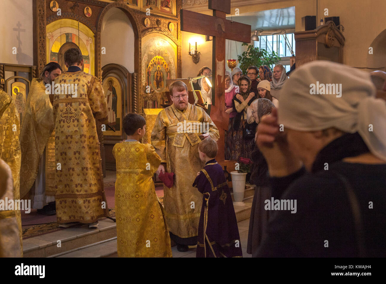 Moscow, Russia. 15th Oct, 2017. The Russian orthodox priest Alexander ...