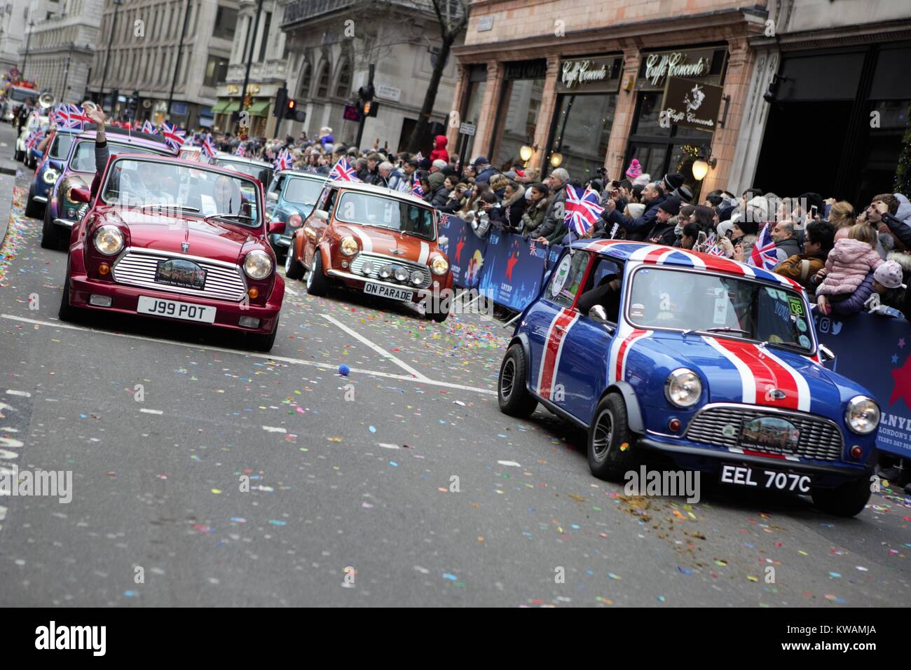London New Year's Parade 2018 - Dancers, acrobats, cheerleaders ...