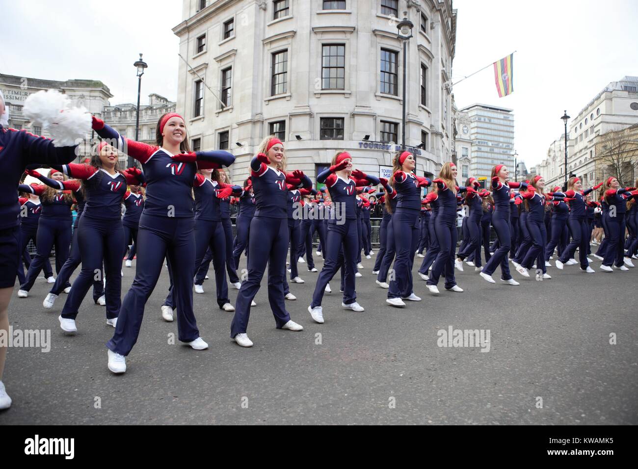 London New Year's Parade 2018 - Dancers, acrobats, cheerleaders ...