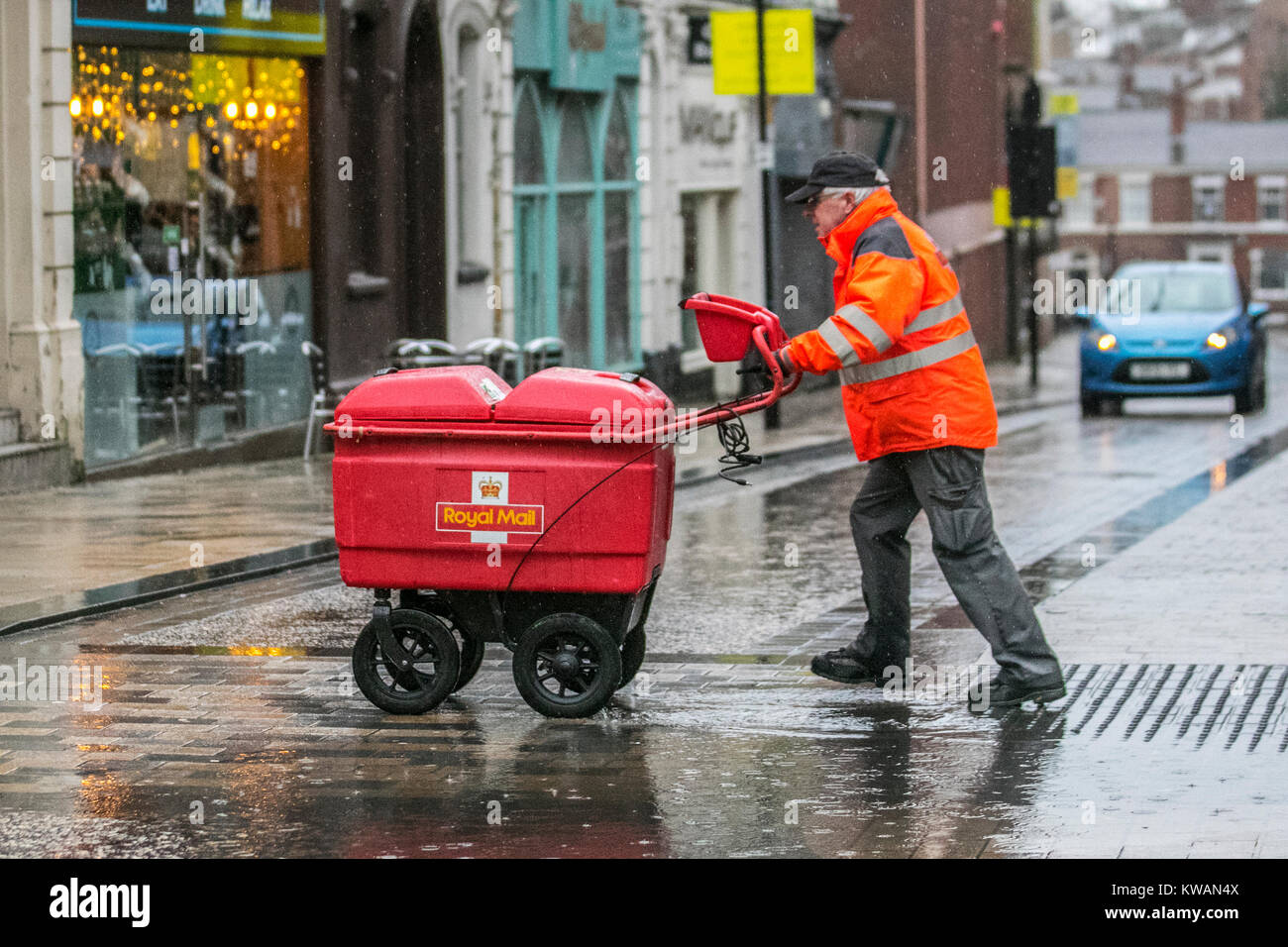 Preston, Lancashire UK. UK Weather. 2nd January 2017. Heavy rain in the ...