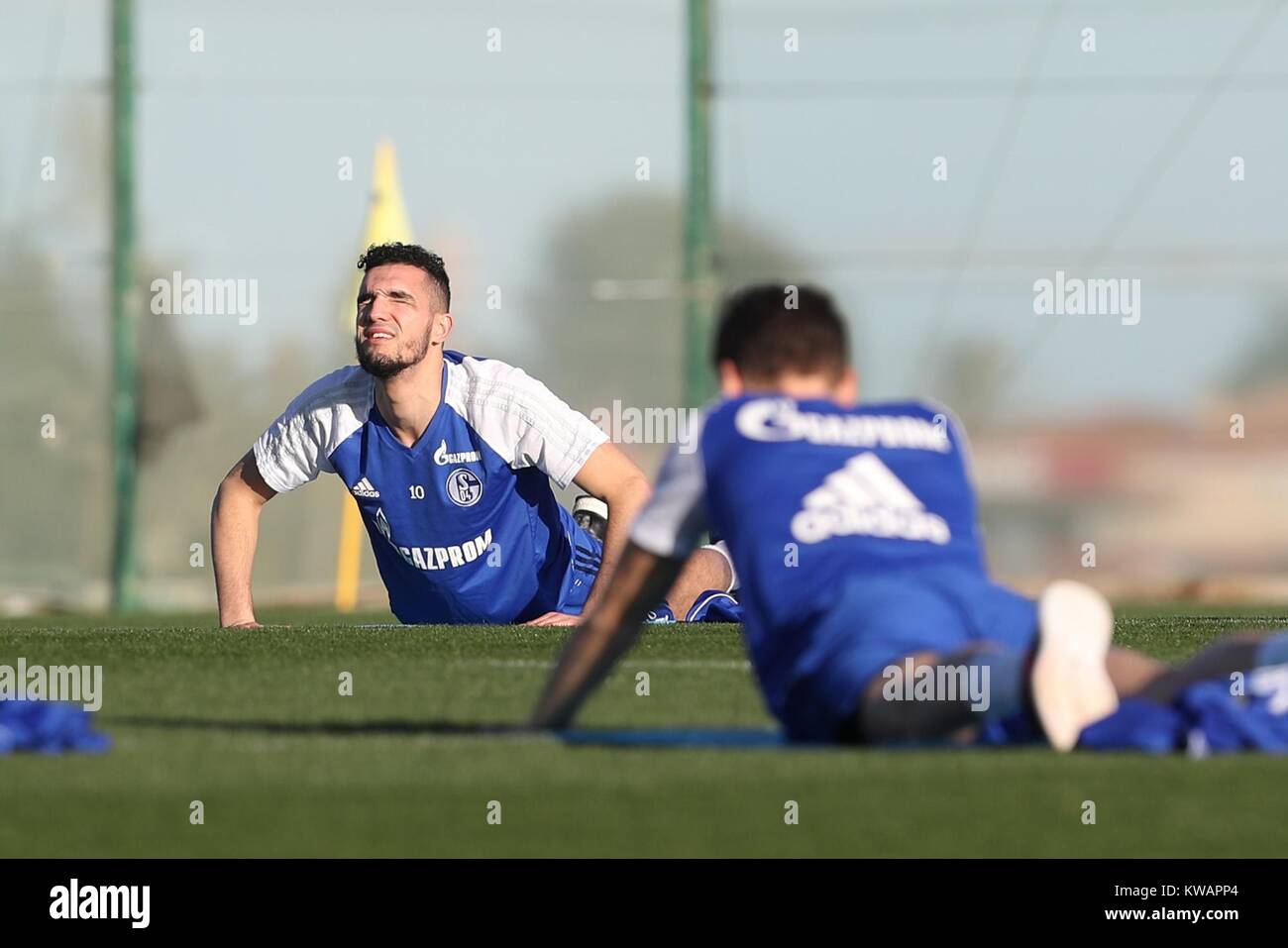 Schalkes nabil bentaleb hi-res stock photography and images - Alamy