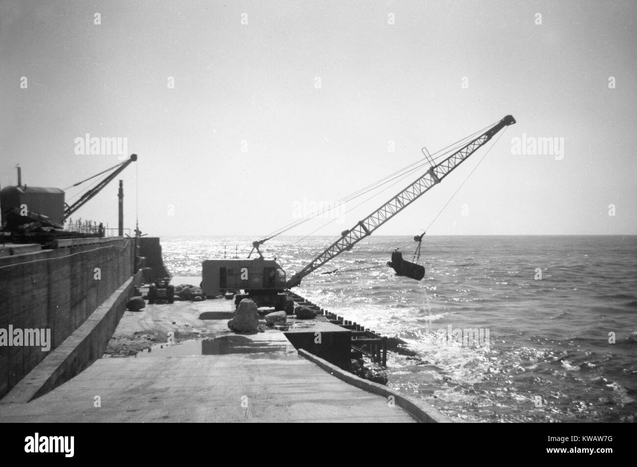 Dragline at the South Tiphead used for dredging the sand bar at the ...