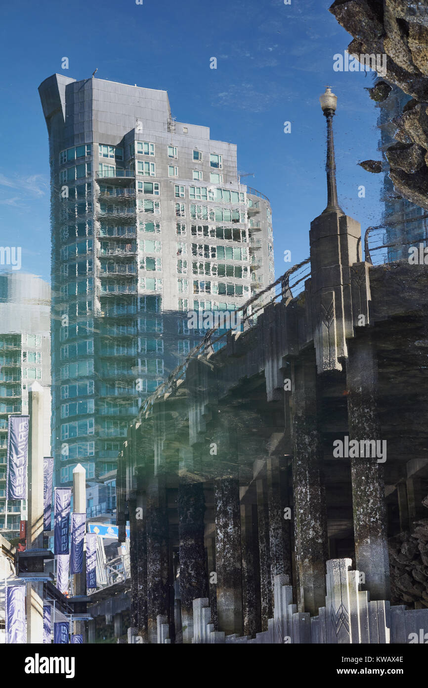 Reflections background hi-res stock photography and images - Alamy