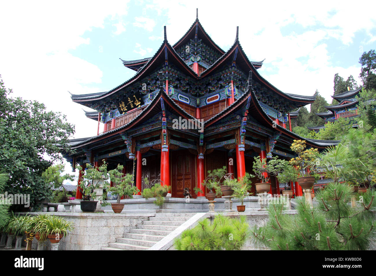 Corner of old buddhist pagoda in Lijiang, China Stock Photo - Alamy