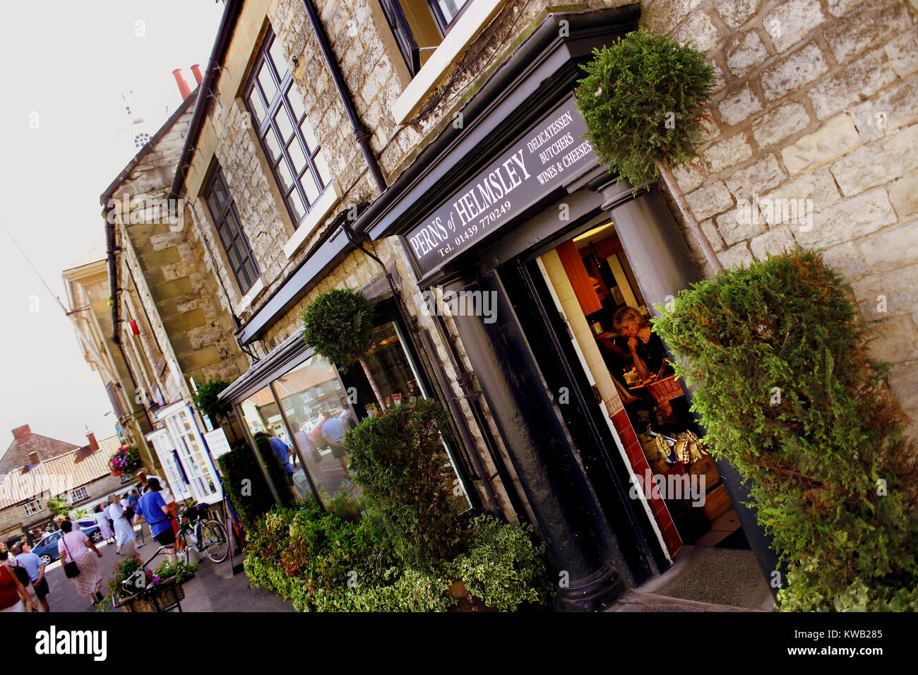 Shops, Helmsley, North Yorkshire Stock Photo - Alamy