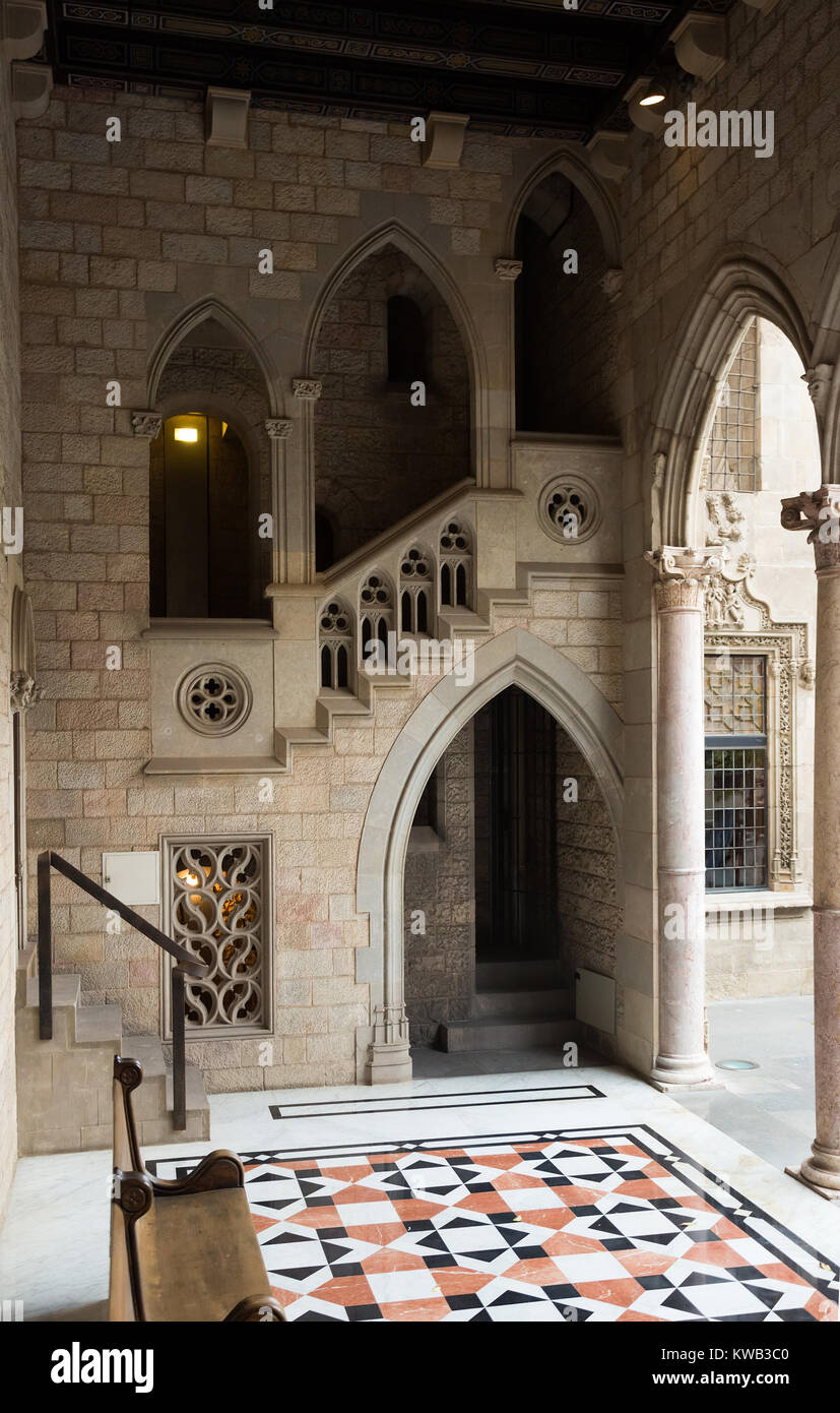 Gothic gallery and inner courtyard in palace Generalitat de Catalunya ...