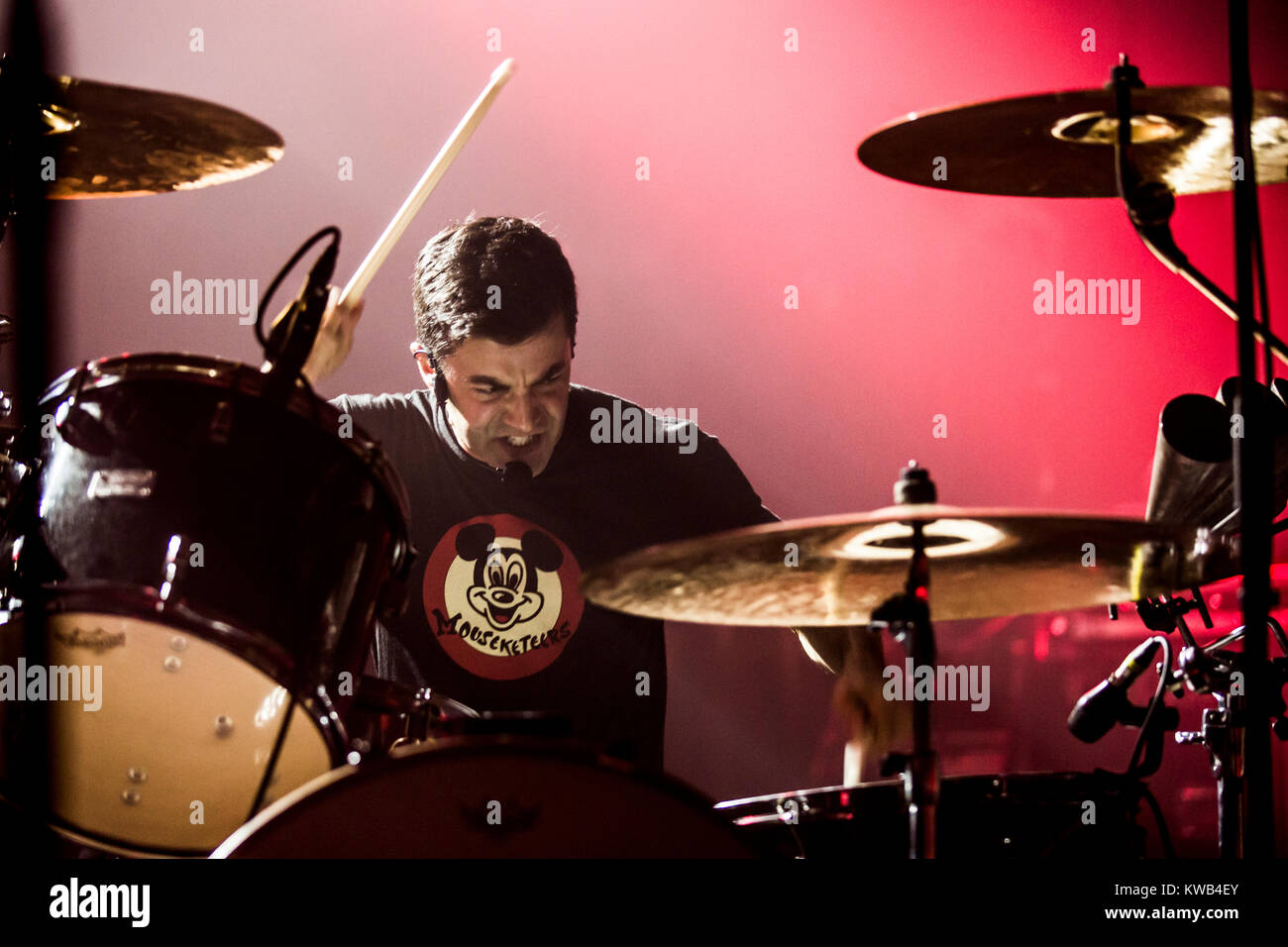 Big band drummer hi-res stock photography and images - Alamy