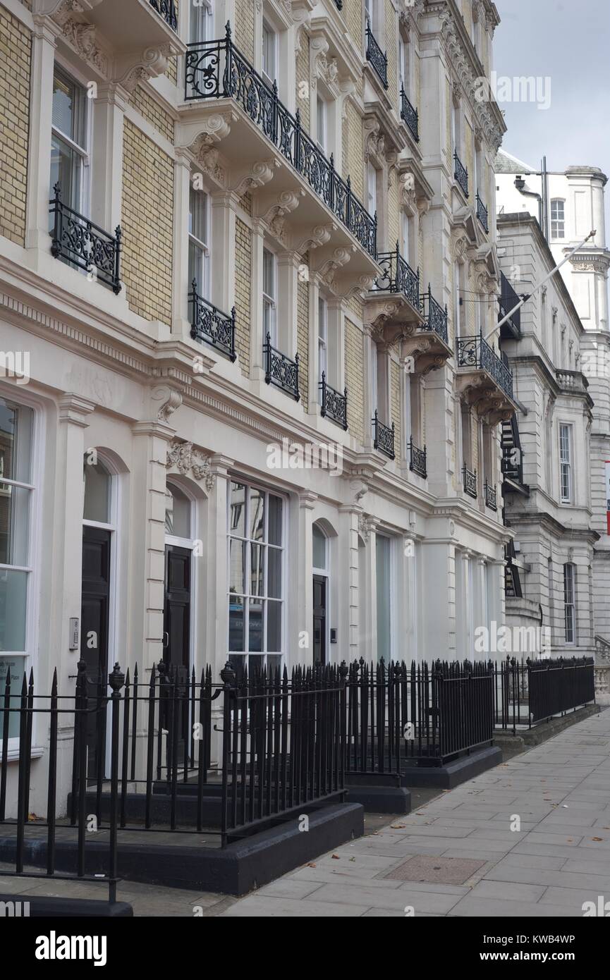 Classic Victorian Architecture, London Victoria Stock Photo - Alamy