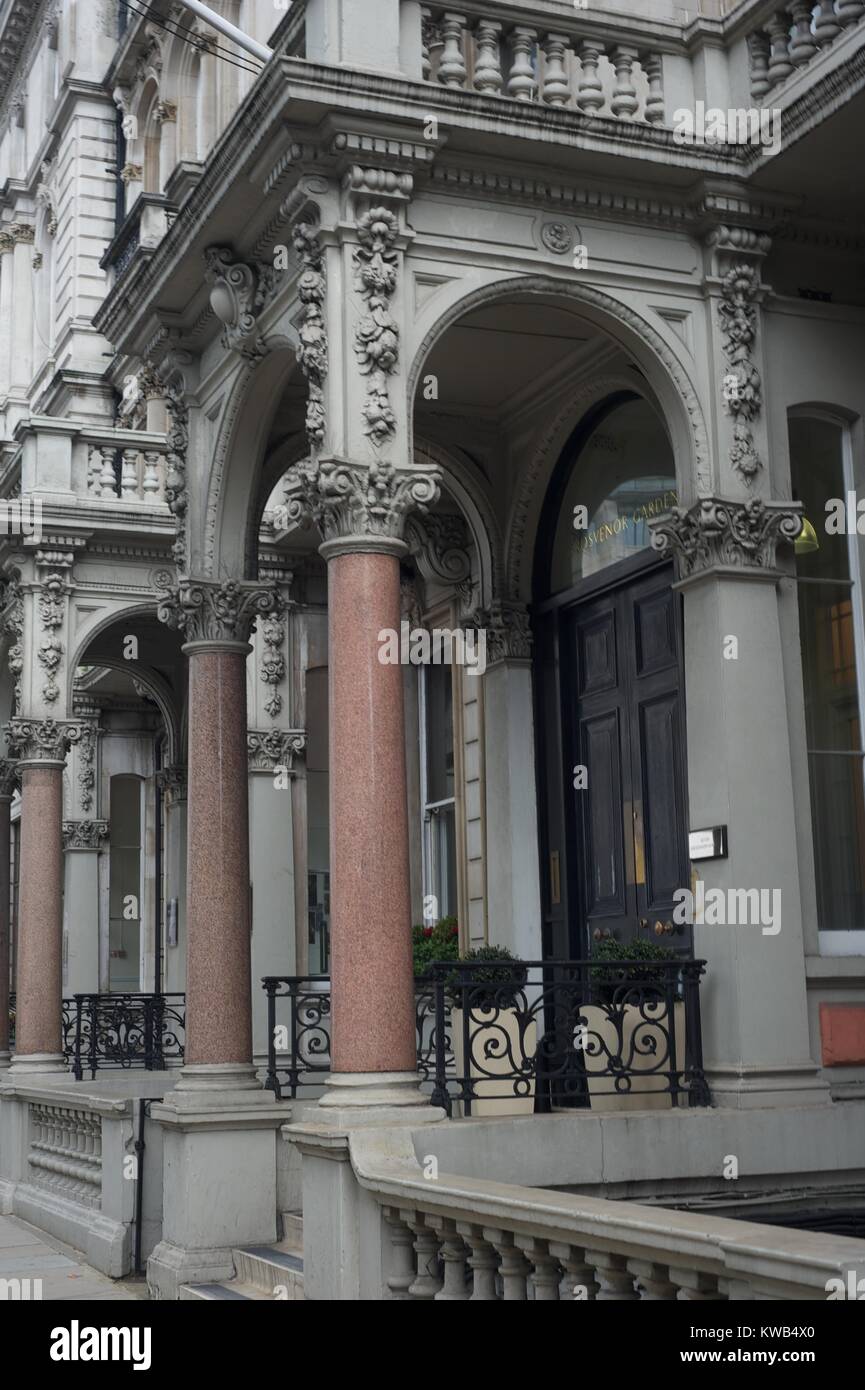 Classic Victorian Architecture, London Victoria Stock Photo - Alamy