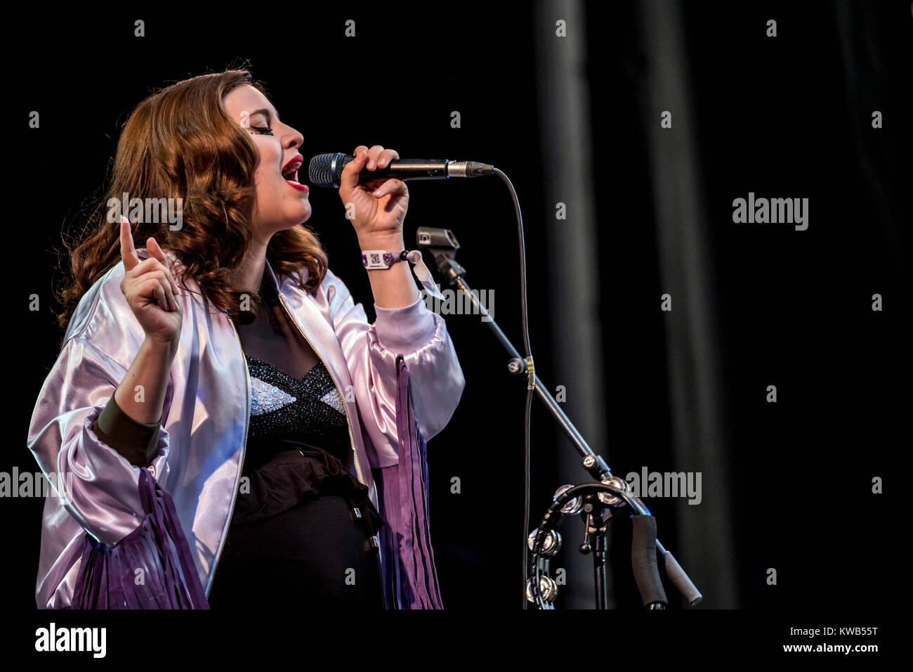 The Danish singer, songwriter and musician Fallulah performs a live ...