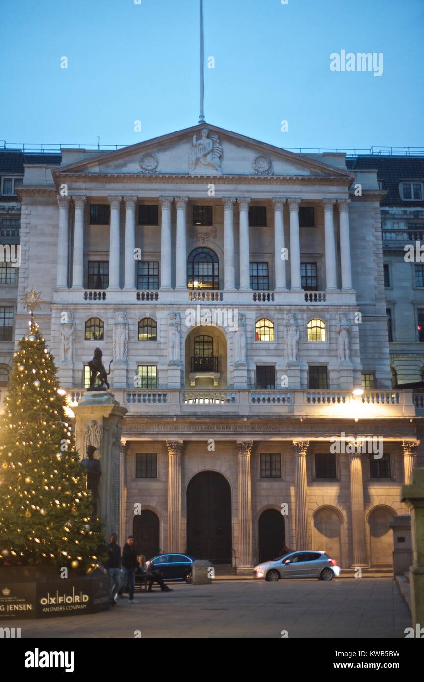 Bank of England and Royal exchange Stock Photo - Alamy