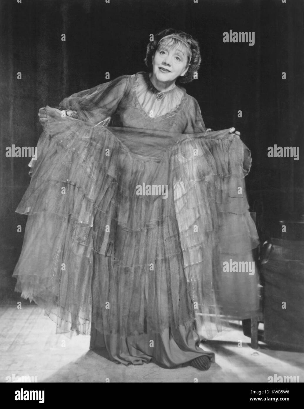 THE GLASS MENAGERIE, Laurette Taylor, 1945 Stock Photo - Alamy