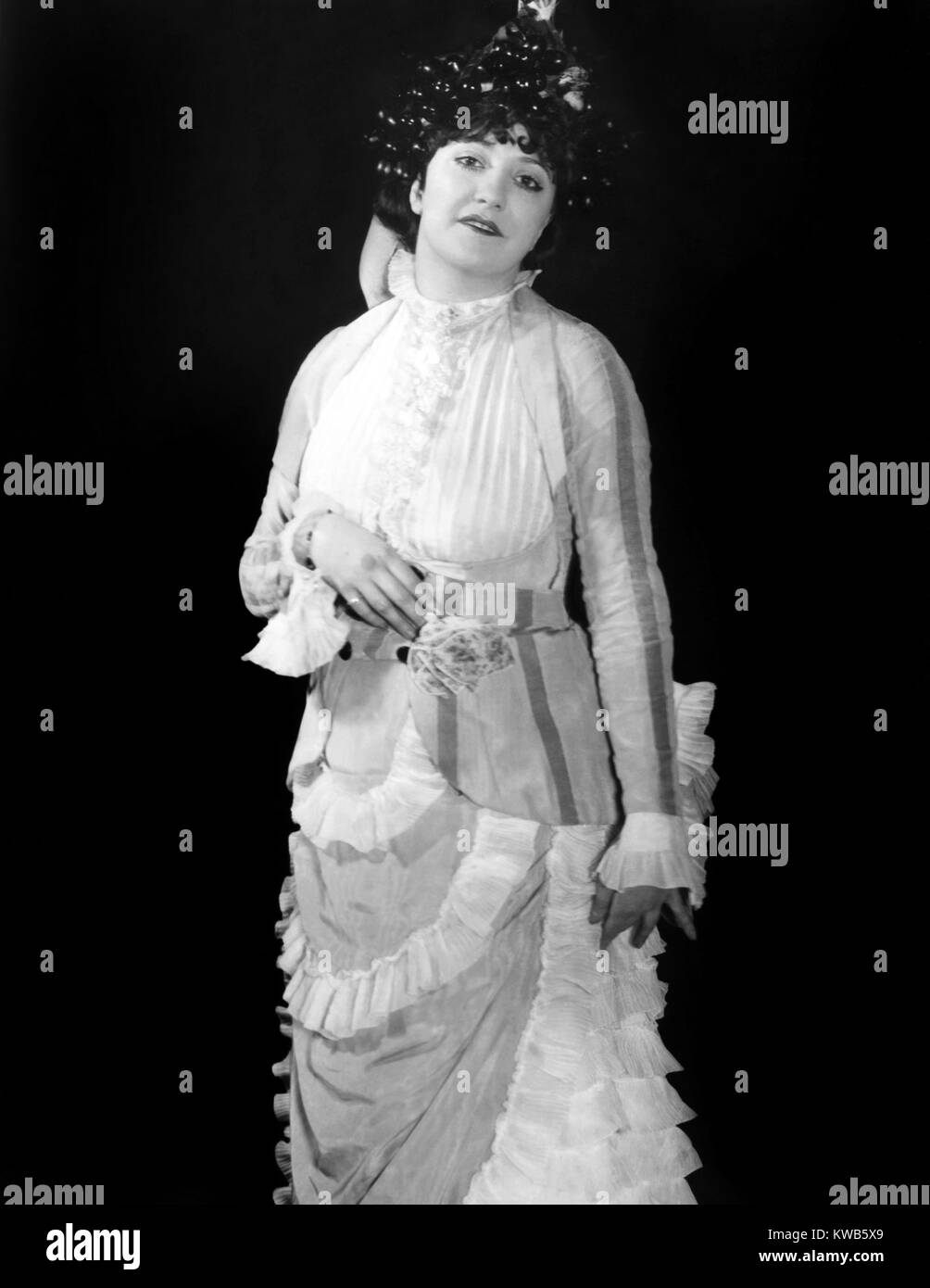 SHOW BOAT, Helen Morgan, 1927 Stock Photo - Alamy