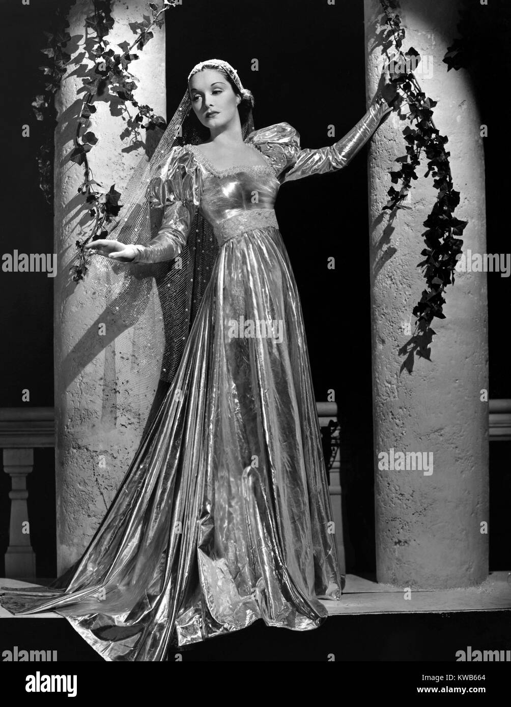 ARTISTS AND MODELS, Gail Patrick, 1937 Stock Photo - Alamy