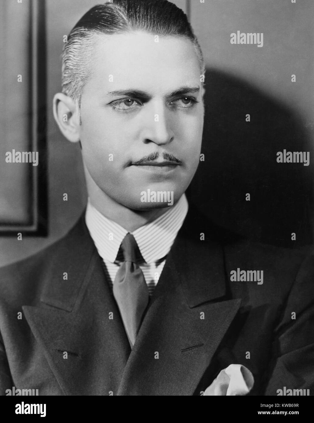 THE BAT WHISPERS, Chester Morris, 1930 Stock Photo - Alamy