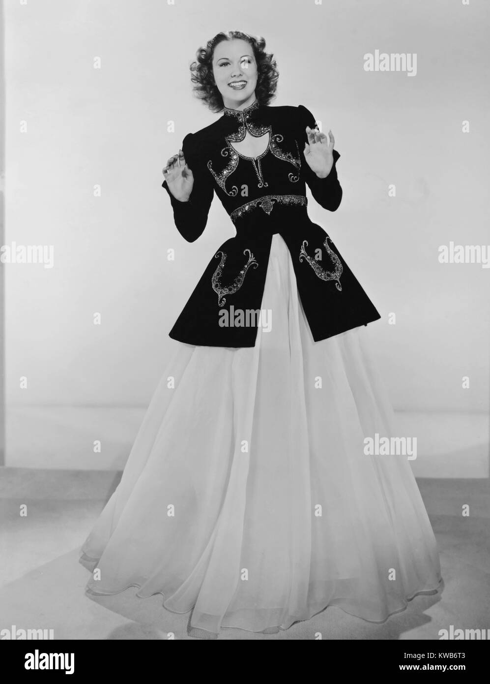 BROADWAY MELODY OF 1940, Eleanor Powell, 1940 Stock Photo - Alamy