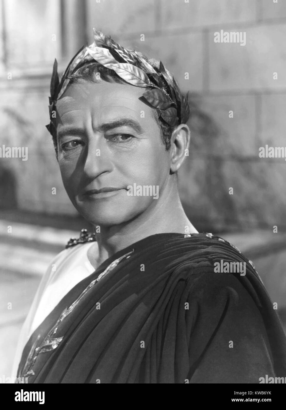 CAESAR AND CLEOPATRA, Claude Rains as Julius Caesar, 1945 Stock Photo ...