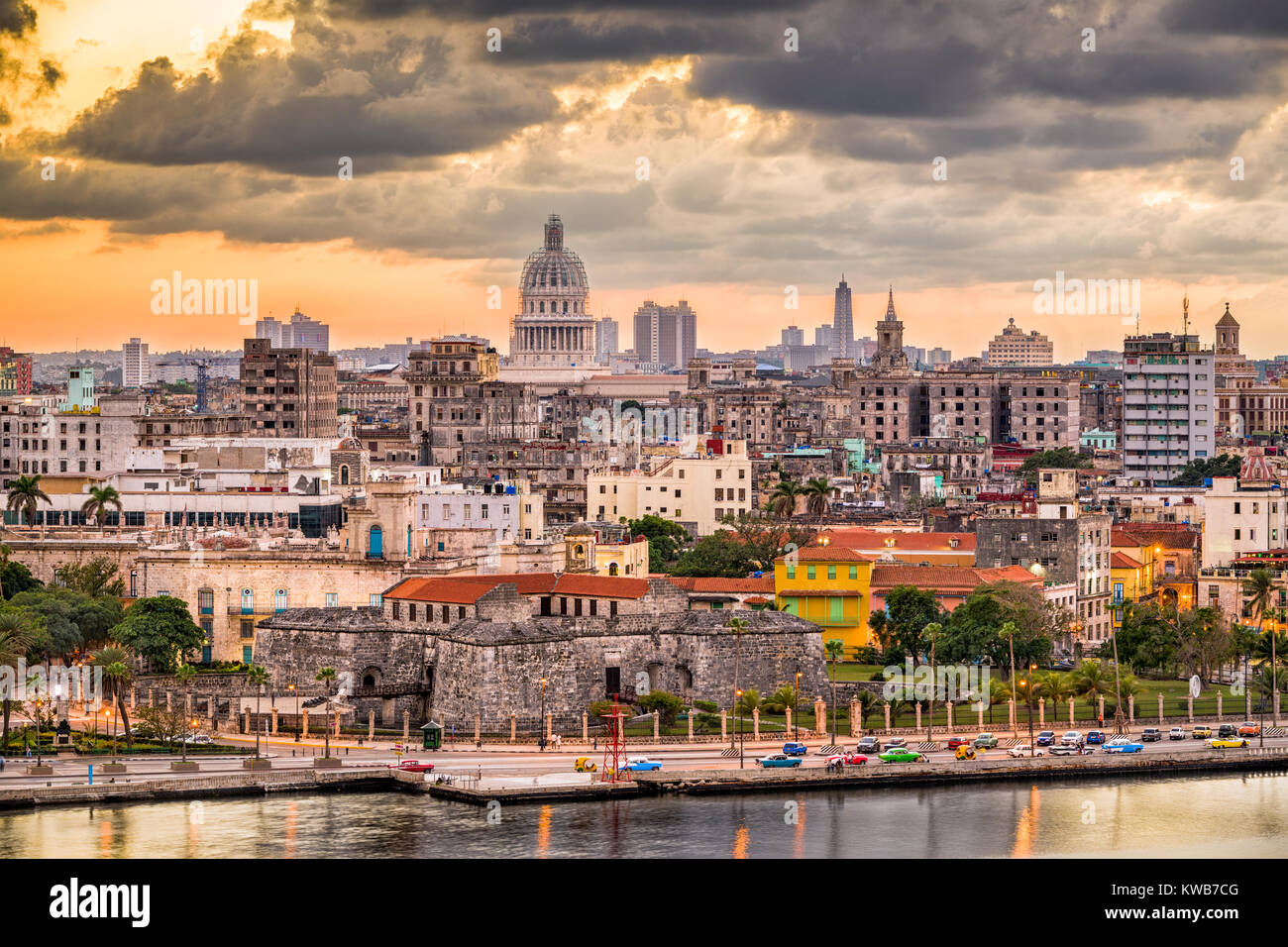 Old havana hi-res stock photography and images - Alamy