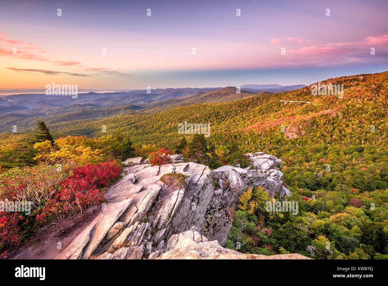 Appalachian blue ridge mountains hi-res stock photography and images ...