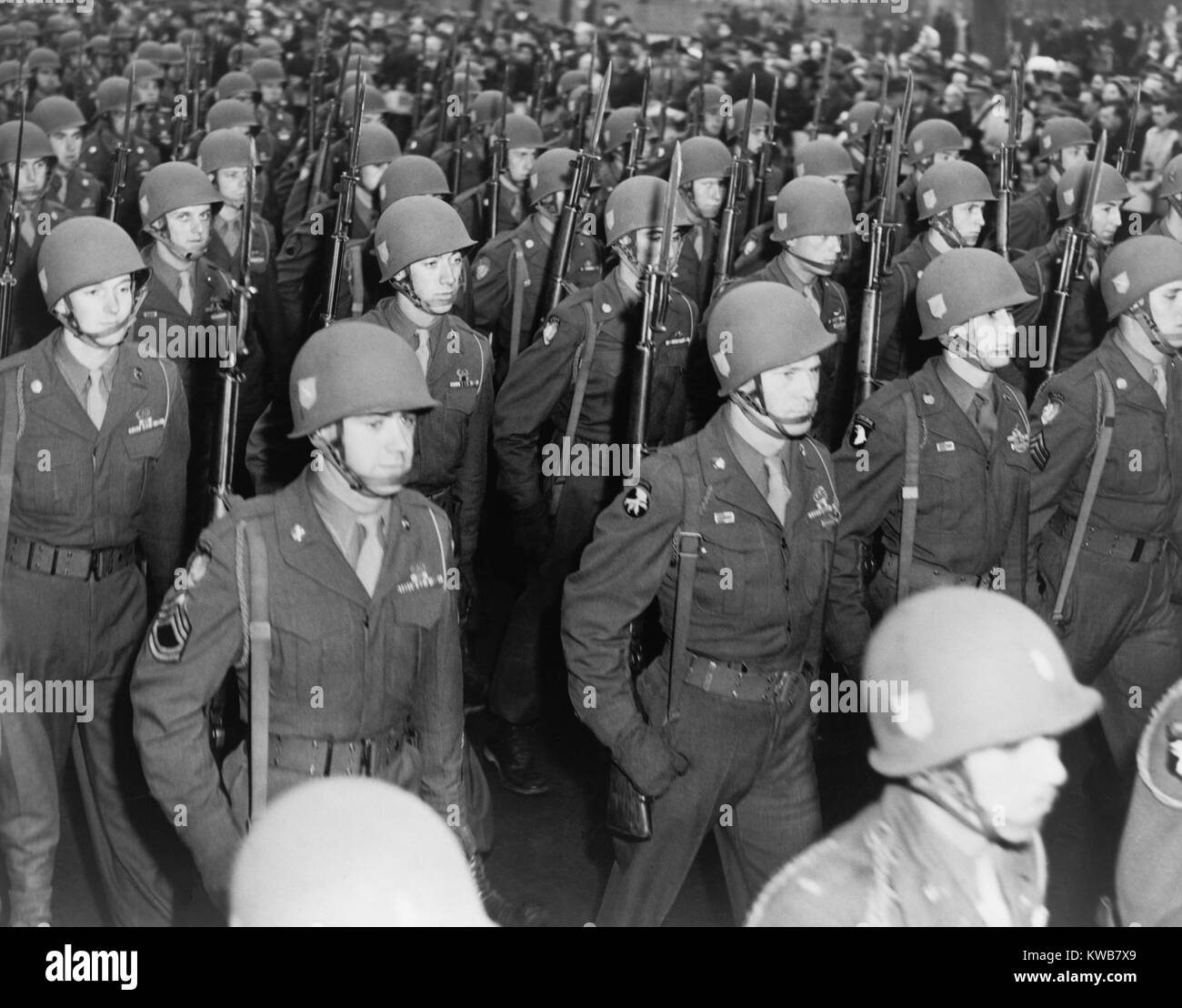 1946 victory parade hi-res stock photography and images - Alamy