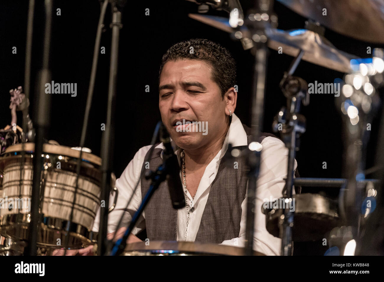 The Venezuelan jazz musician and percussionist Luisito Quintero ...