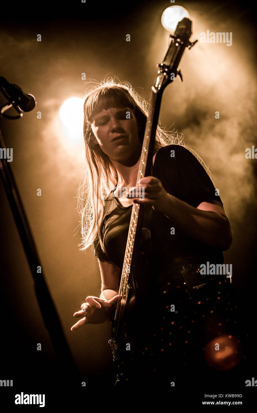 Signe signesigne hi-res stock photography and images - Alamy