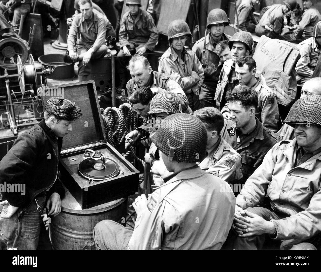Operation overlord hi-res stock photography and images - Alamy