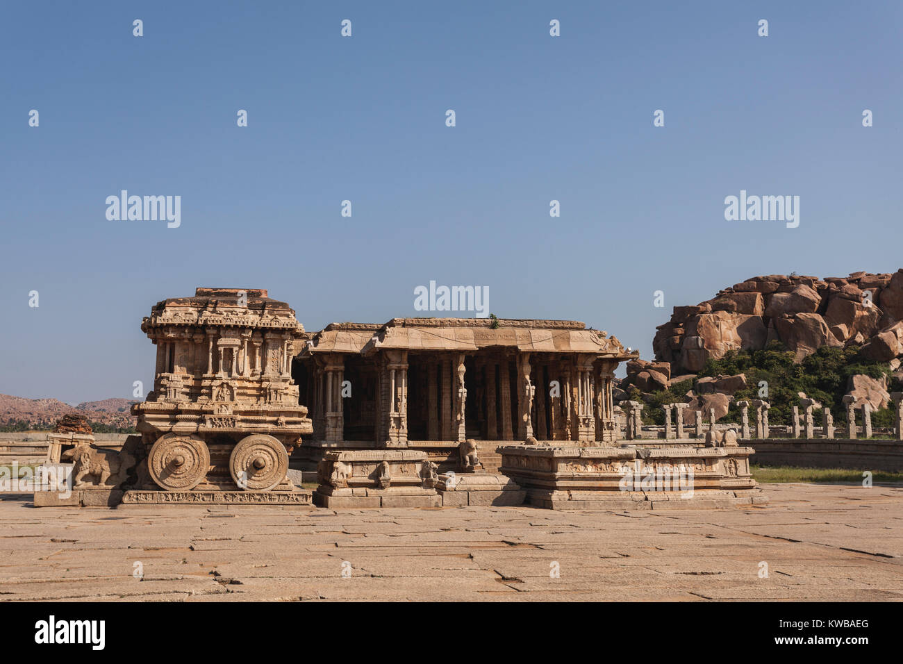 Hampi ratha vitthala temple hi-res stock photography and images - Alamy