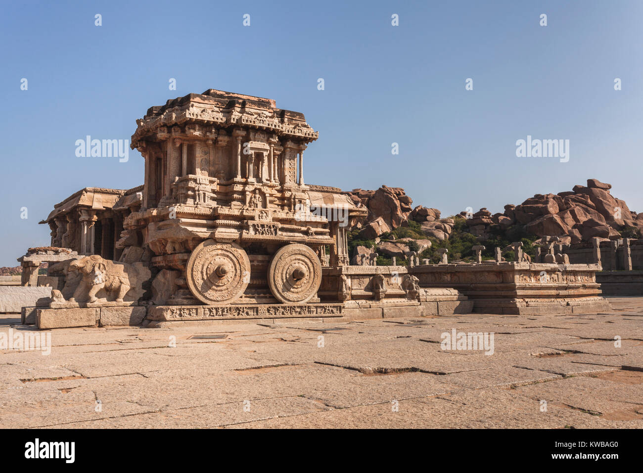 Hampi ratha vitthala temple hi-res stock photography and images - Alamy