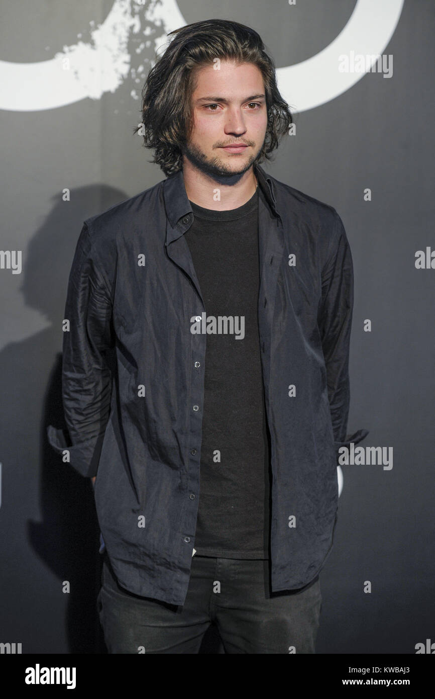 MADRID, SPAIN - JUNE 09: Thomas Mcdonell attend the 'Los 100' photocall ...